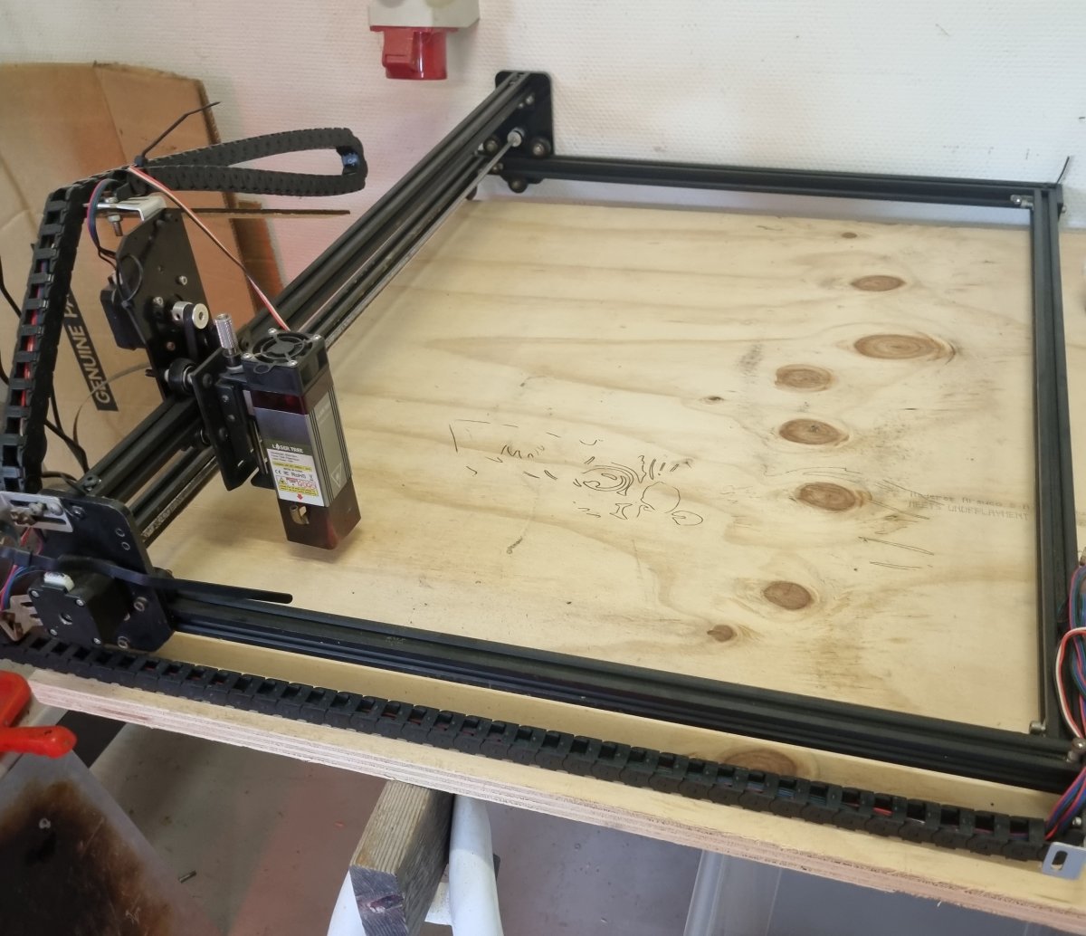 Lasergravering og Skæring´s maskine 10W laserhoved med luft dysse